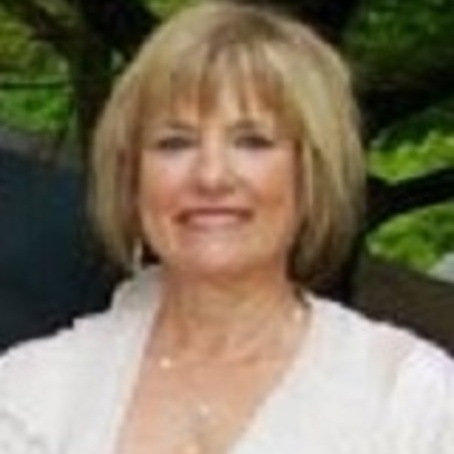 Looking for fun loving chef to go into clients homes and prepare ...